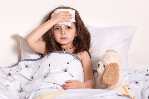 Ako znížiť teplotu u detí bez liekov? | etabletka